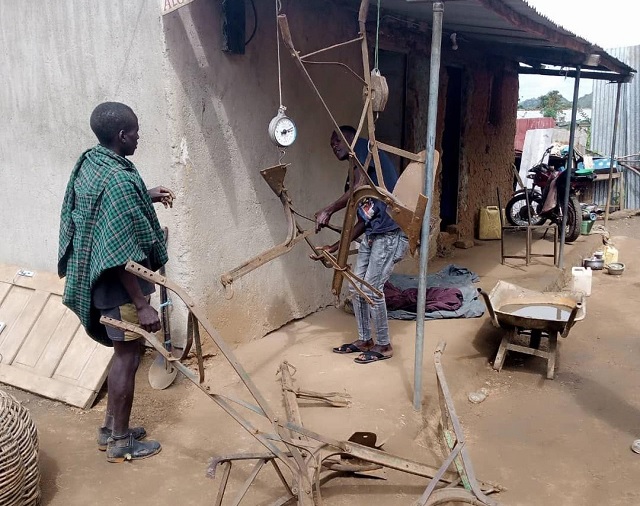 Buliisa RDC threatens to ban scrap business – UG Reports News