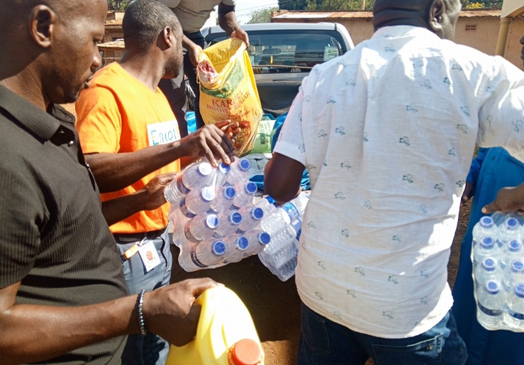 PHOTOS: ENCOT microfinance donates food items to Masindi Muslims during ...