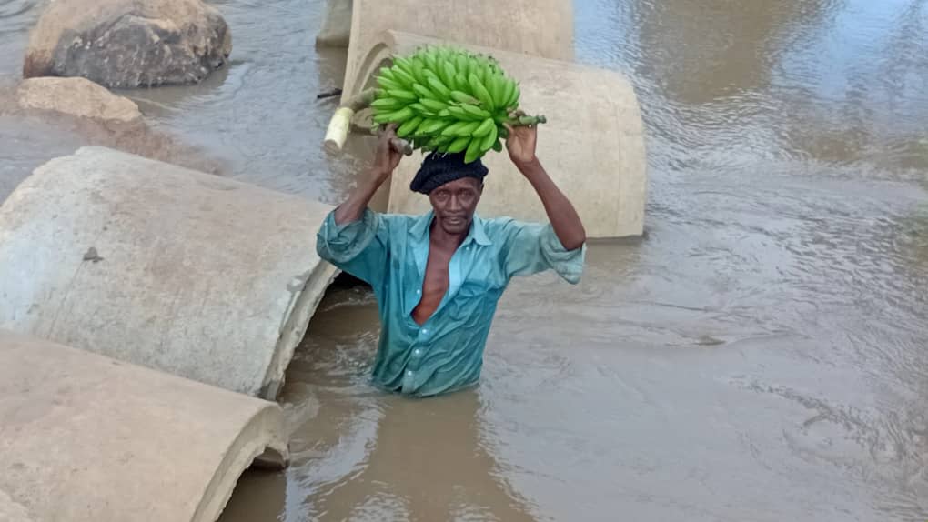 Masindi residents call for government intervention as Tantara Bridge ...